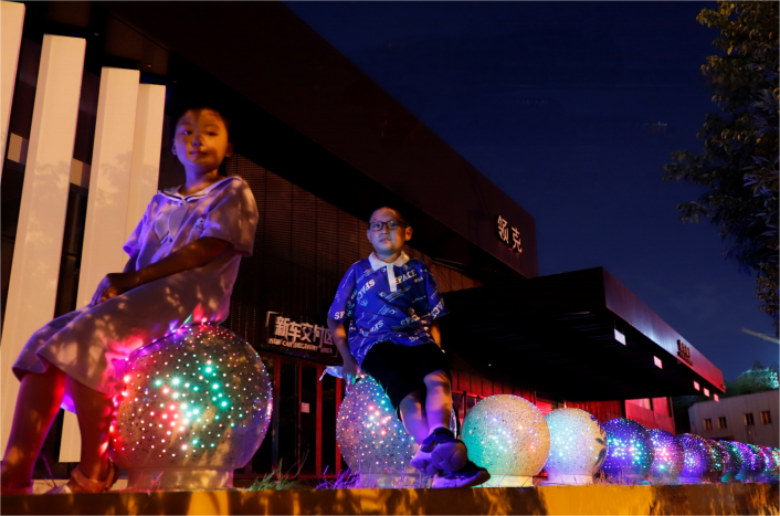Smart Bollards with Wireless Charging Debut on Shenzhen Streets